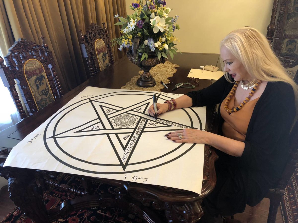 Almine Draws the Five Elements Sigil